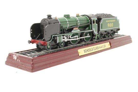 Atlas Editions 3904005 Schools Class 4-4-0 900 ‘Eton’ in SR Green ...